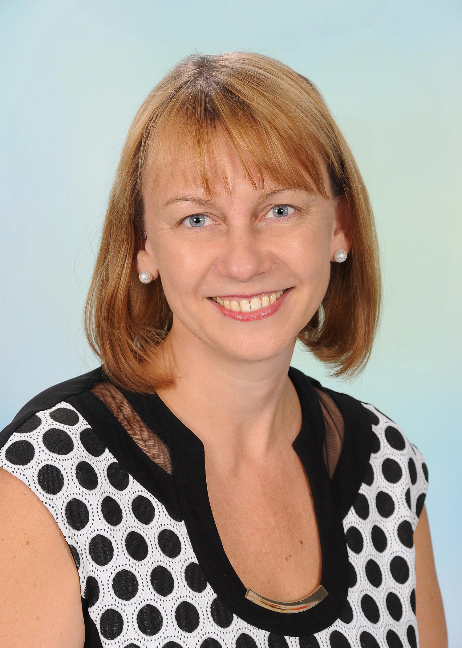 Grusswort der Schulleitung – LTS I Lew-Tolstoi-Schule I SESB ...